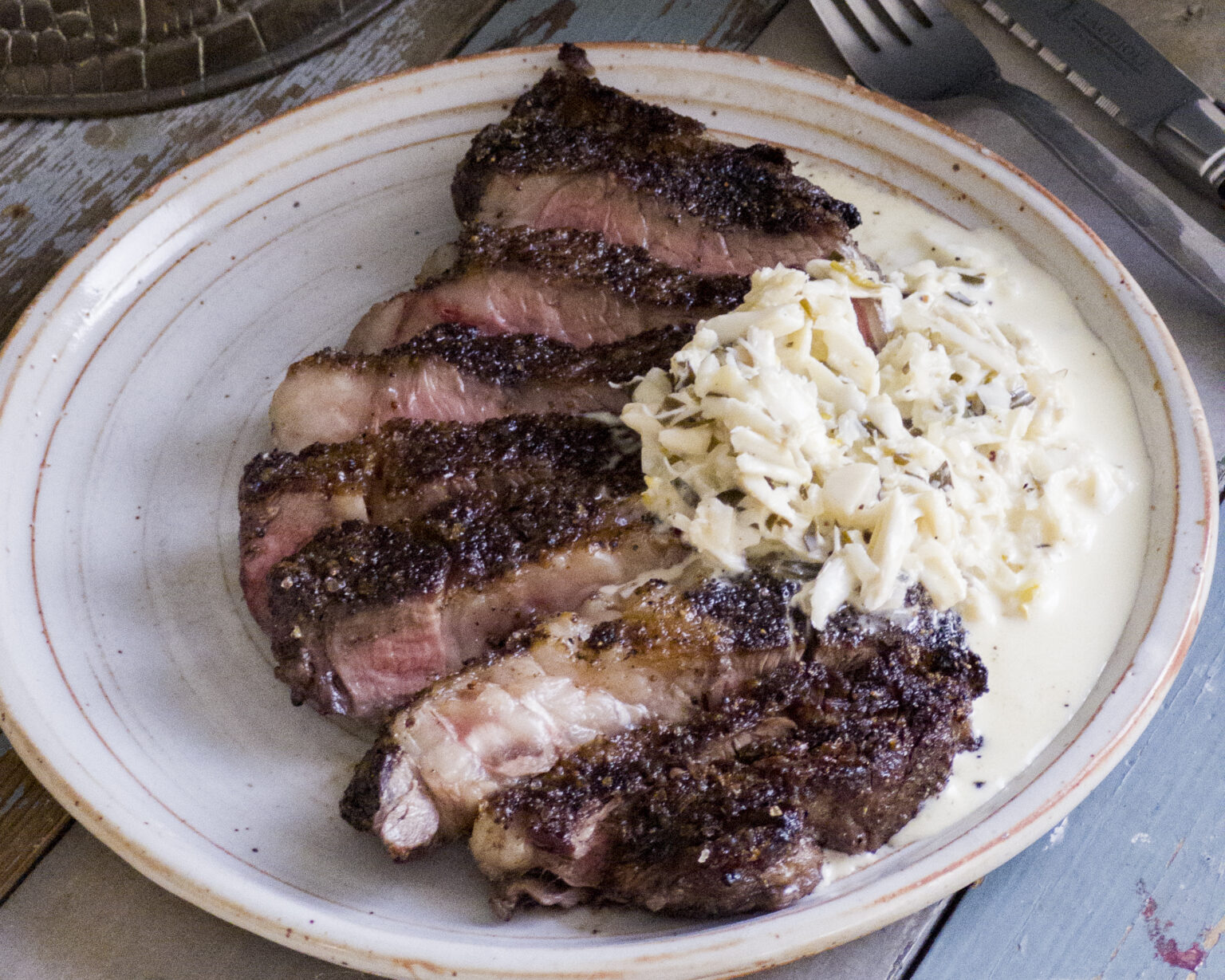 Rib Eyes with Blender Crabmeat Bearnaise - Louisiana Cookin'